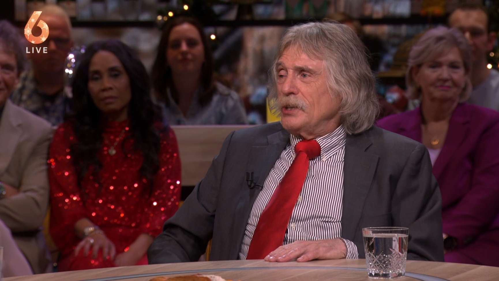 Johan Derksen baalt stevig van 'verschrikkelijke Ajax-speler ... Johan Derksen baalt stevig van 'verschrikkelijke Ajax-speler ...